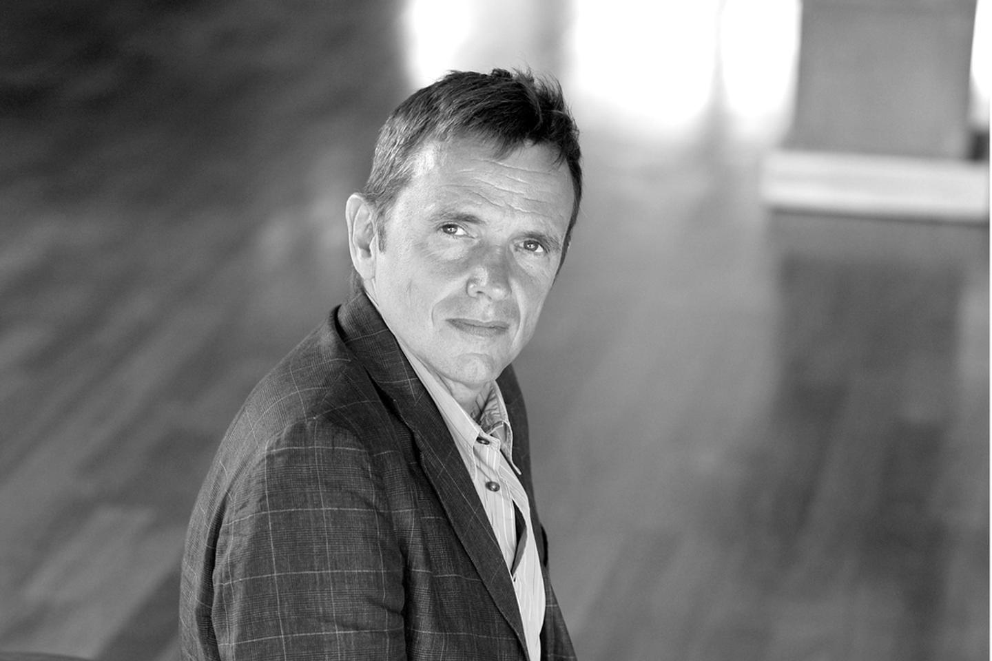 Jean-Marie Besset entend plaider sa cause auprès de la Commission ...