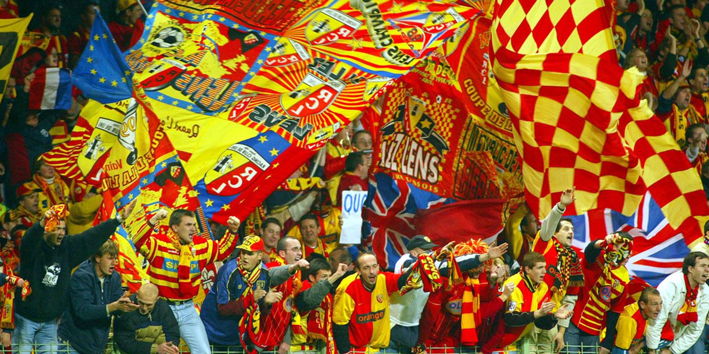 Football : le RC Lens reste en Ligue 2