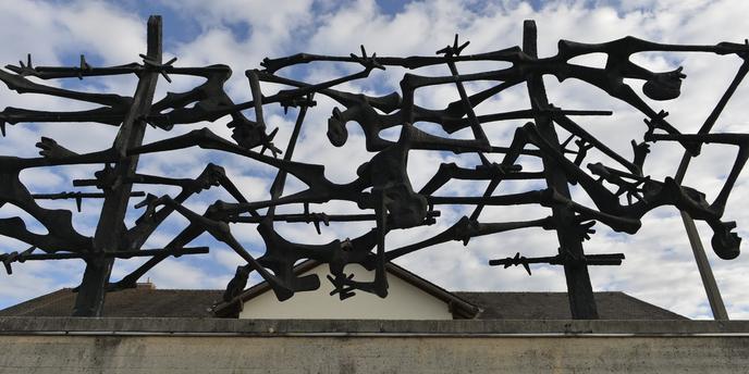 Merkel à Dachau : "Au bon endroit au mauvais moment"