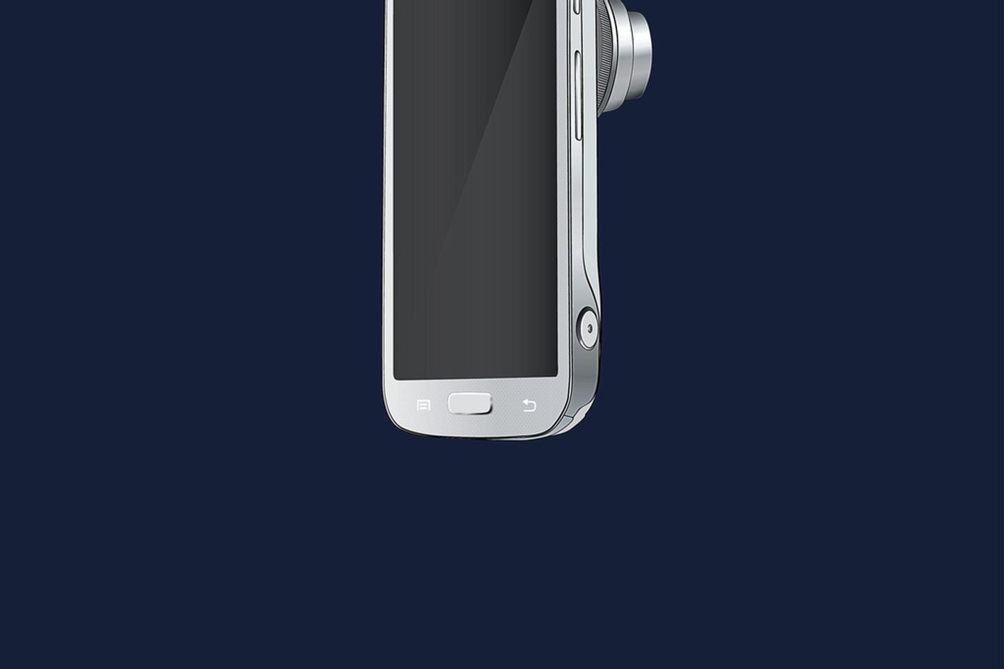 Le smartphone qui sait (vraiment) zoomer
