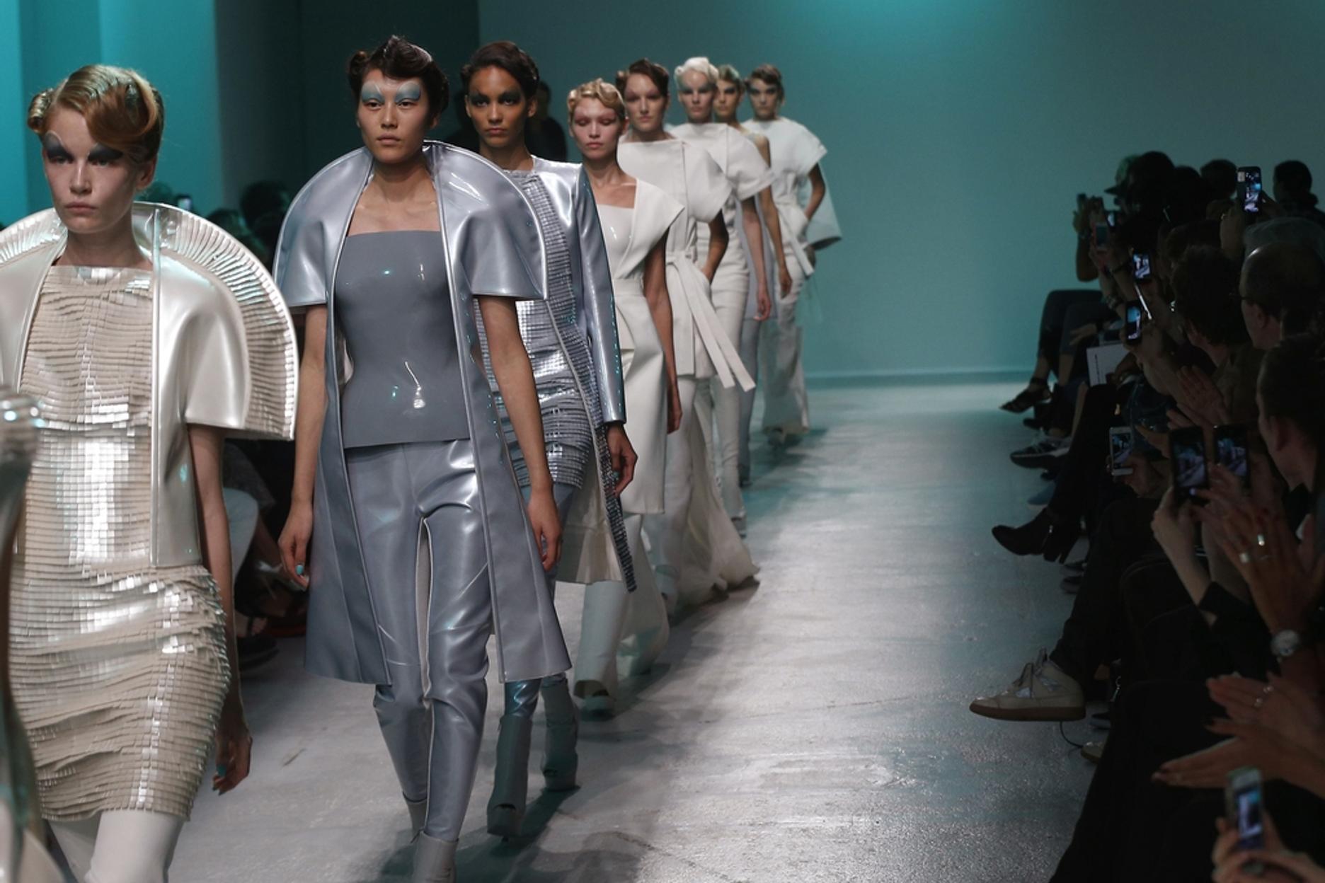 En images : la Fashion Week de Paris, jour 2