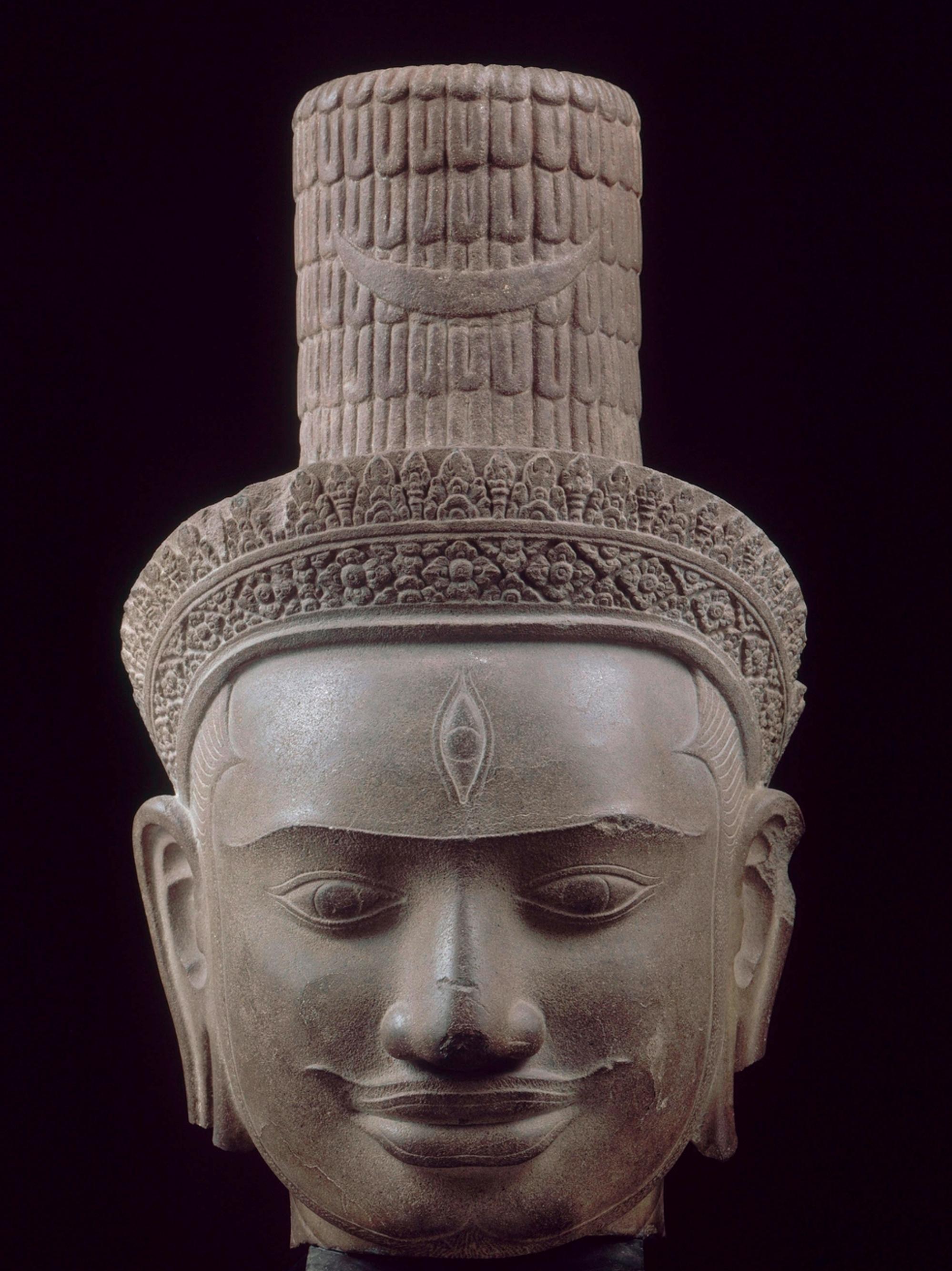 Angkor, du mythe au Musée Guimet