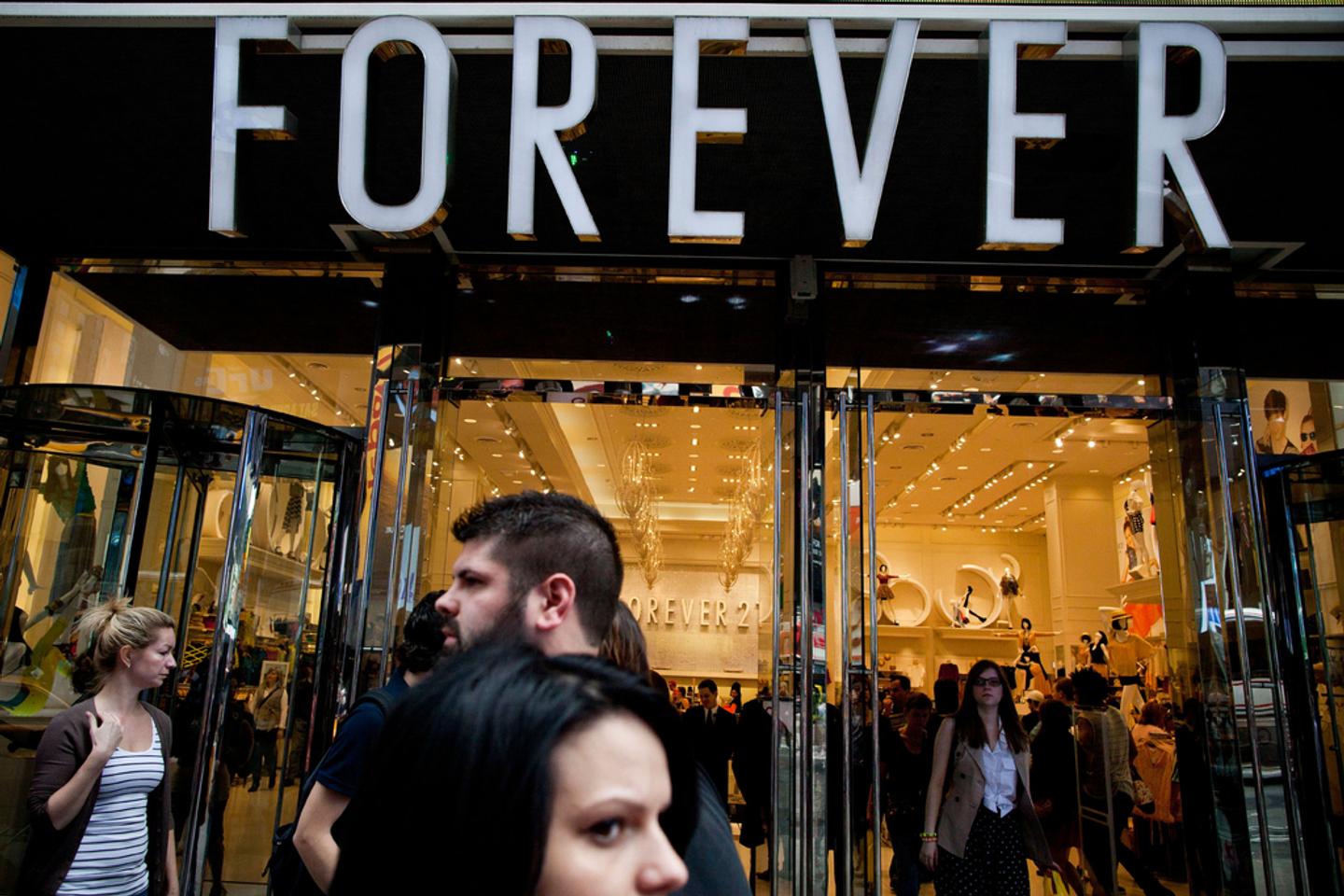 Forever 21, la marque de mode américaine à petits prix, s’installe à Paris