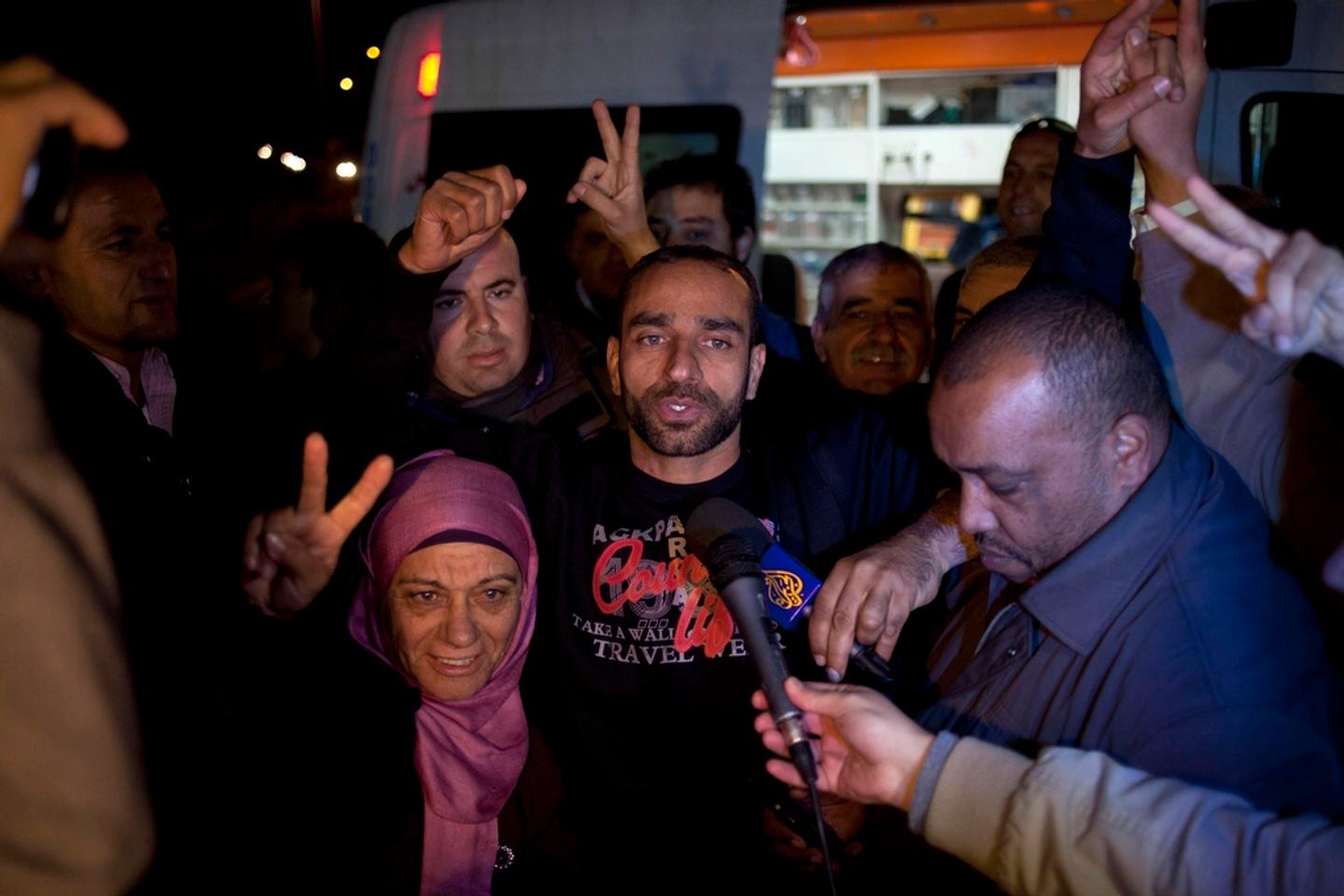 Le prisonnier palestinien Samer Issaoui a été libéré