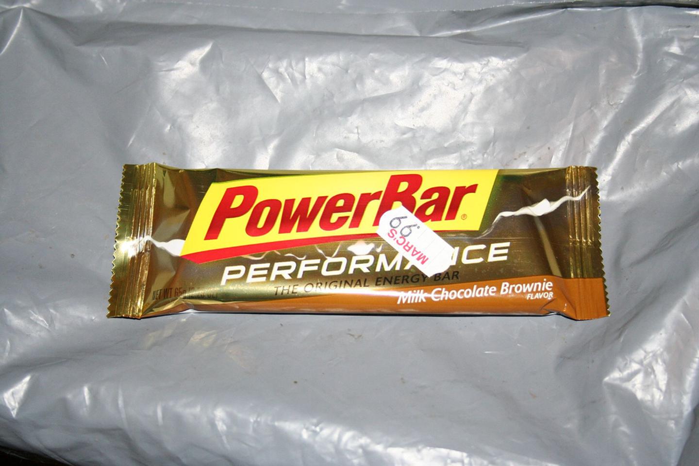 Nestlé poursuit sa cure minceur en cédant PowerBar