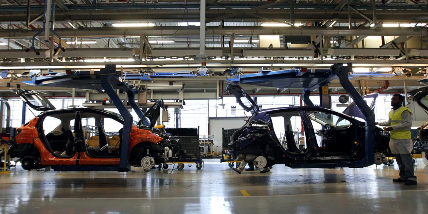 PSA prévoit de supprimer une des deux lignes de montage de l'usine de ...