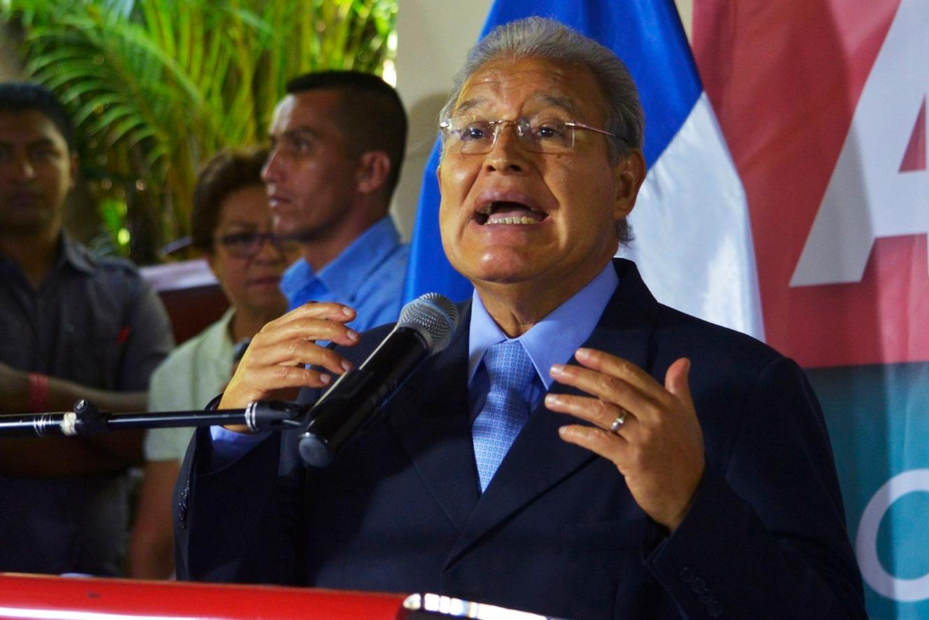 Salvador Sanchez Ceren, de la guérilla à la présidence du Salvador