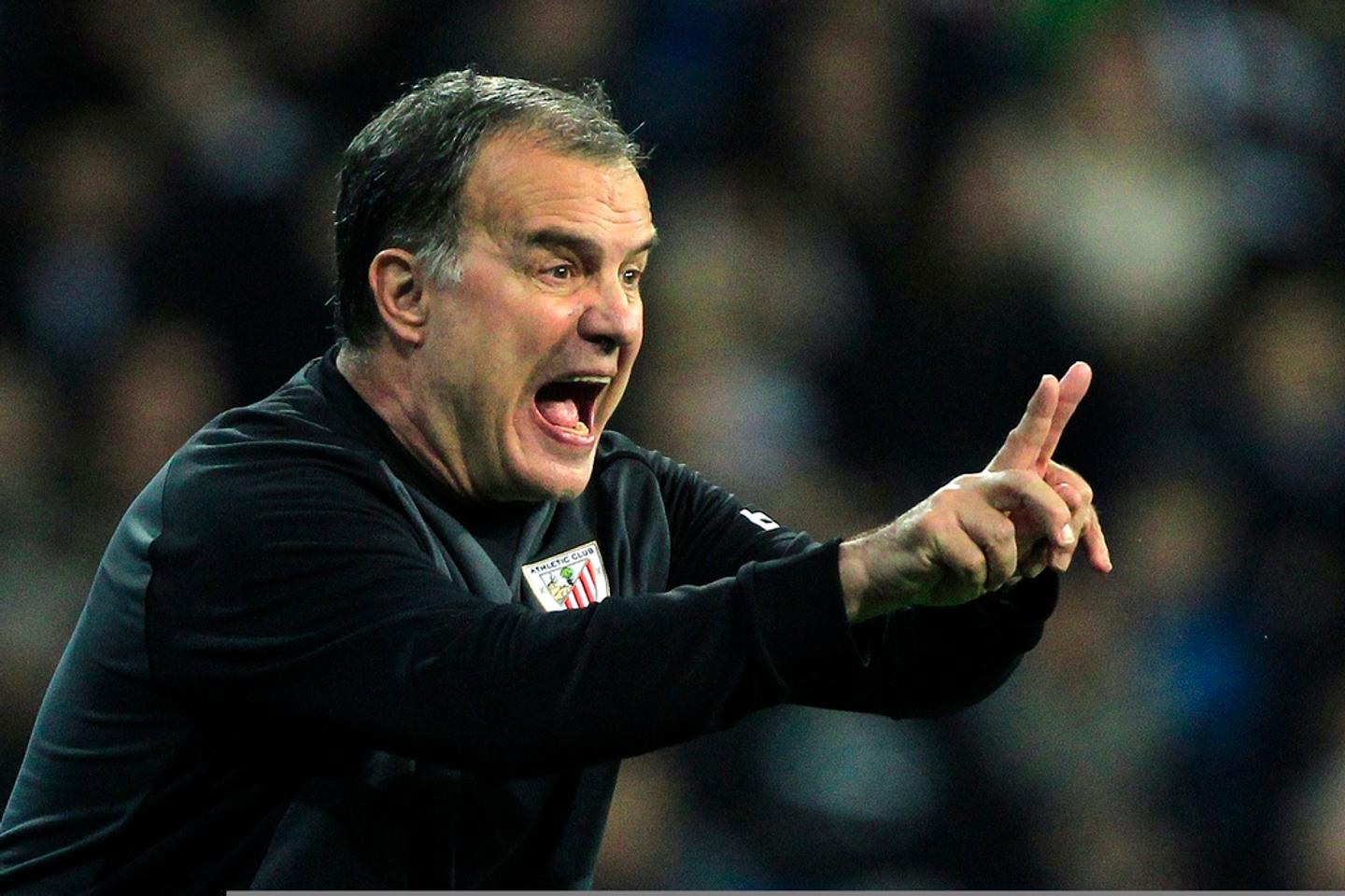 Football : Marcelo Bielsa signe à l'OM pour deux ans