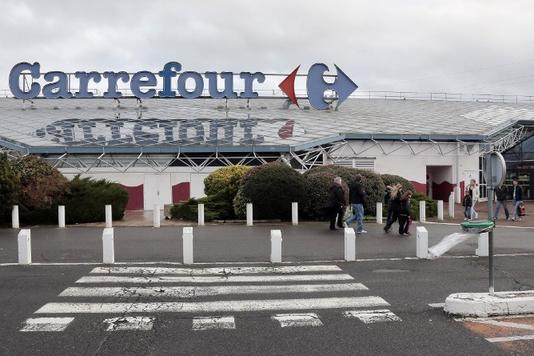 Carrefour parie sur les synergies dans ses centres commerciaux