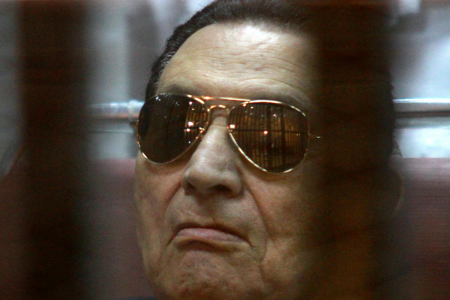 En Egypte, l'ex-président Moubarak condamné à 3 ans de prison