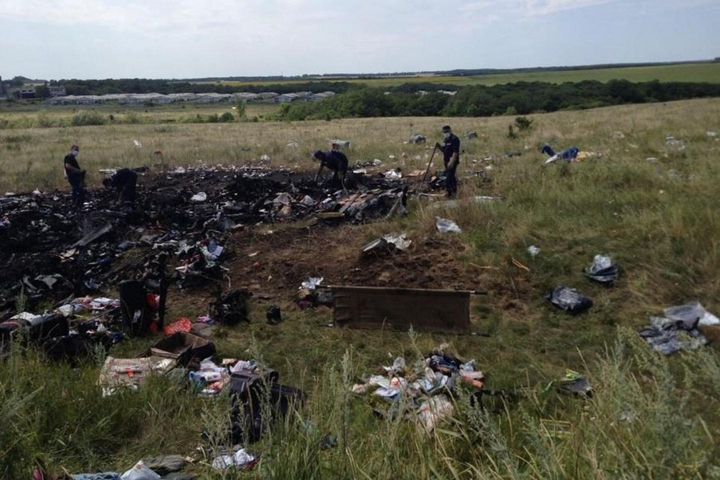 Vol MH 17 : des corps ont été déplacés du site du crash