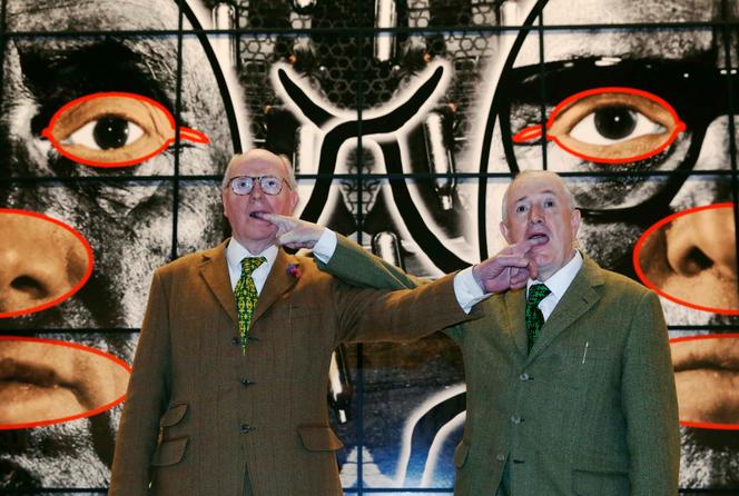 Gilbert & George, dangereux subversifs en costume-cravate