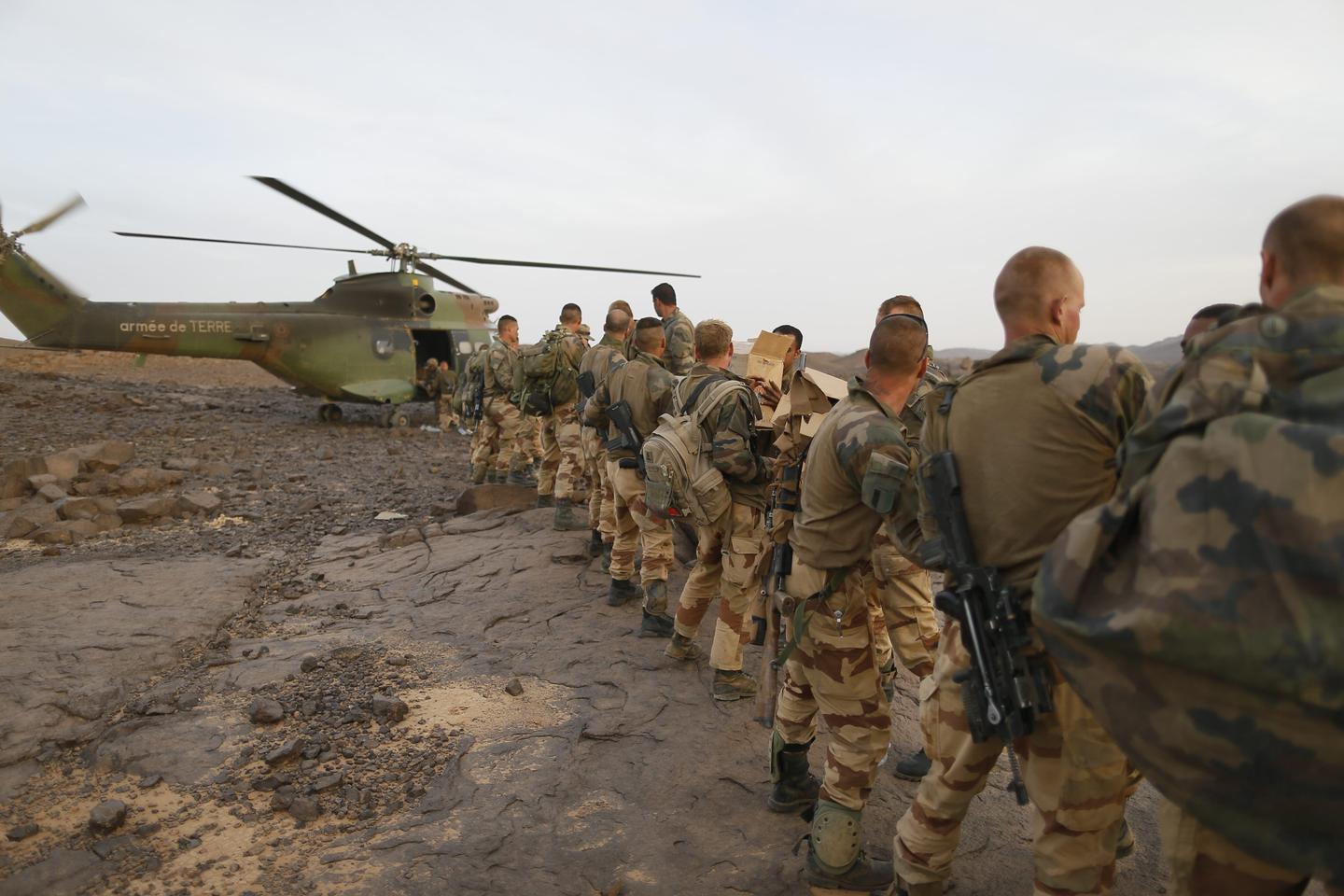Mali : un soldat français tué dans un « violent accrochage » avec des ...