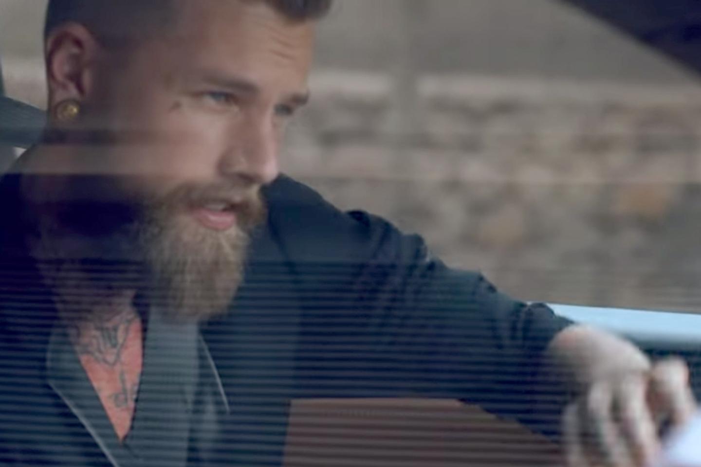 Hipster au volant, marketing au tournant