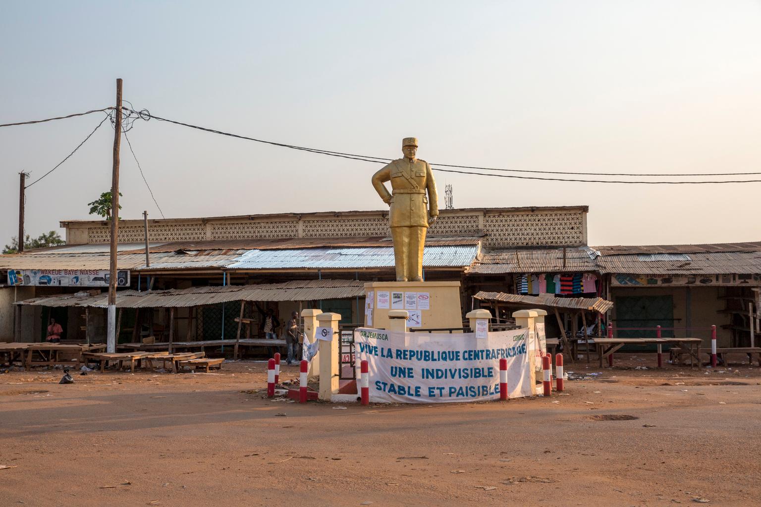 Centrafrique : à Bangui, la vie reprend doucement