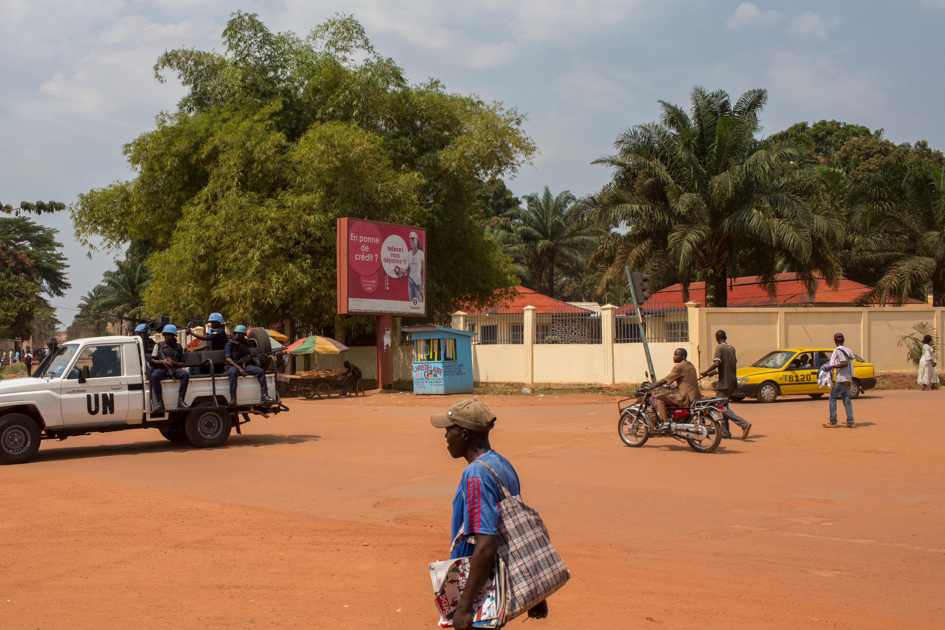 Centrafrique : à Bangui, la vie reprend doucement