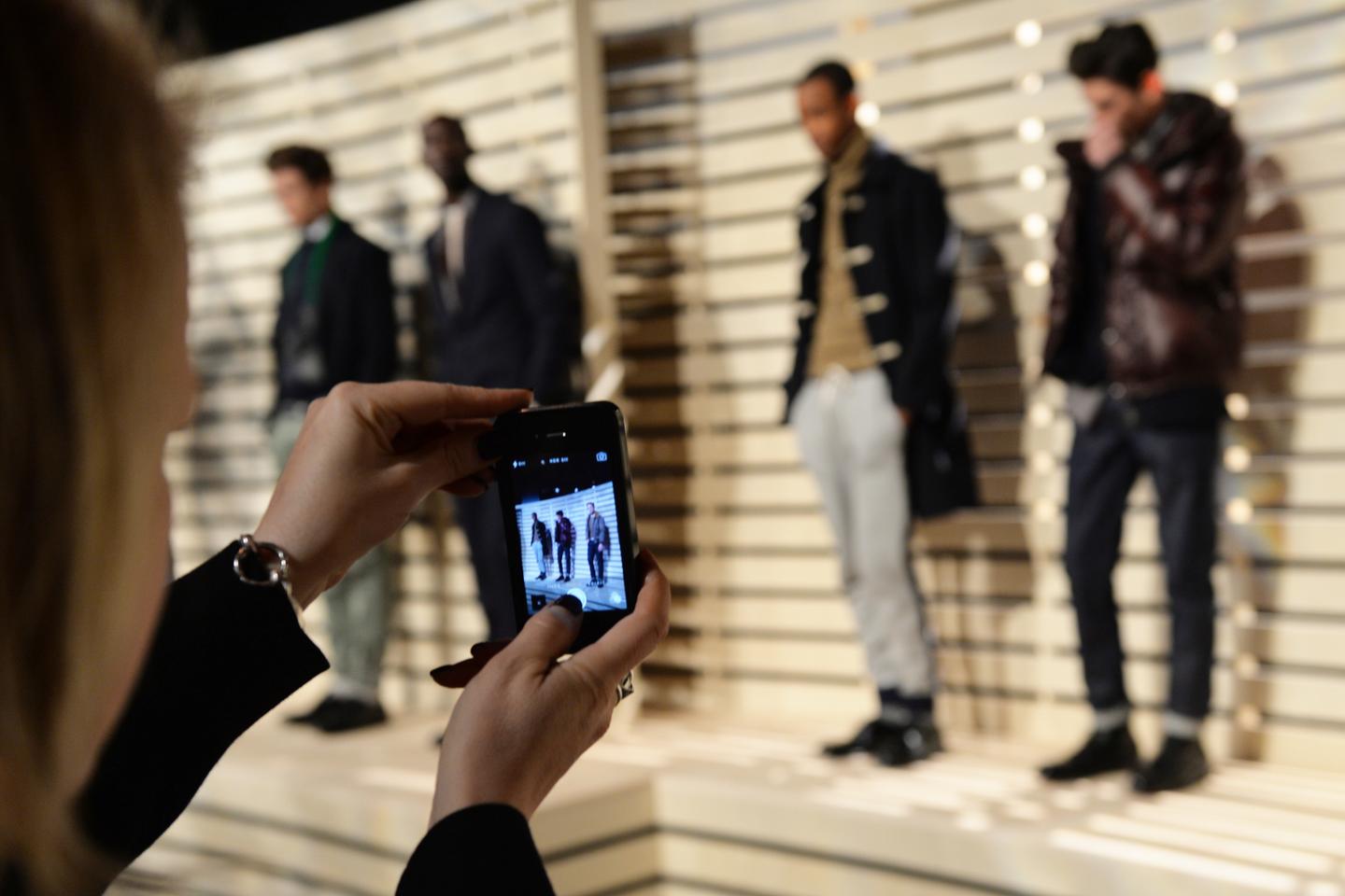 Applis de « sourcing » : la mode du prêt-à-scanner