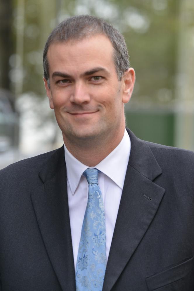 Les premiers pas sur le marché du travail de Maxime Picat, directeur ...