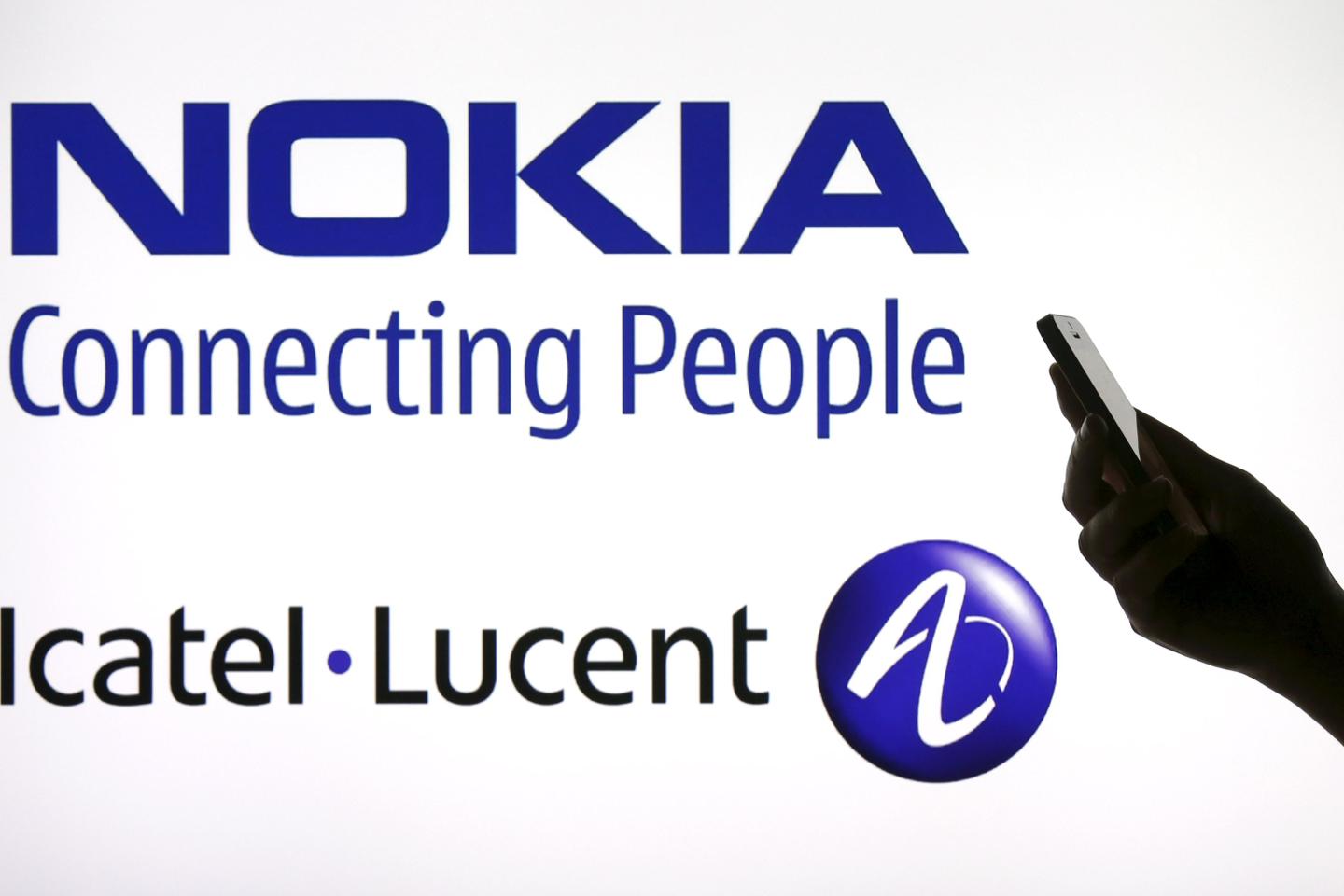 Nokia et Alcatel-Lucent annoncent leur fusion