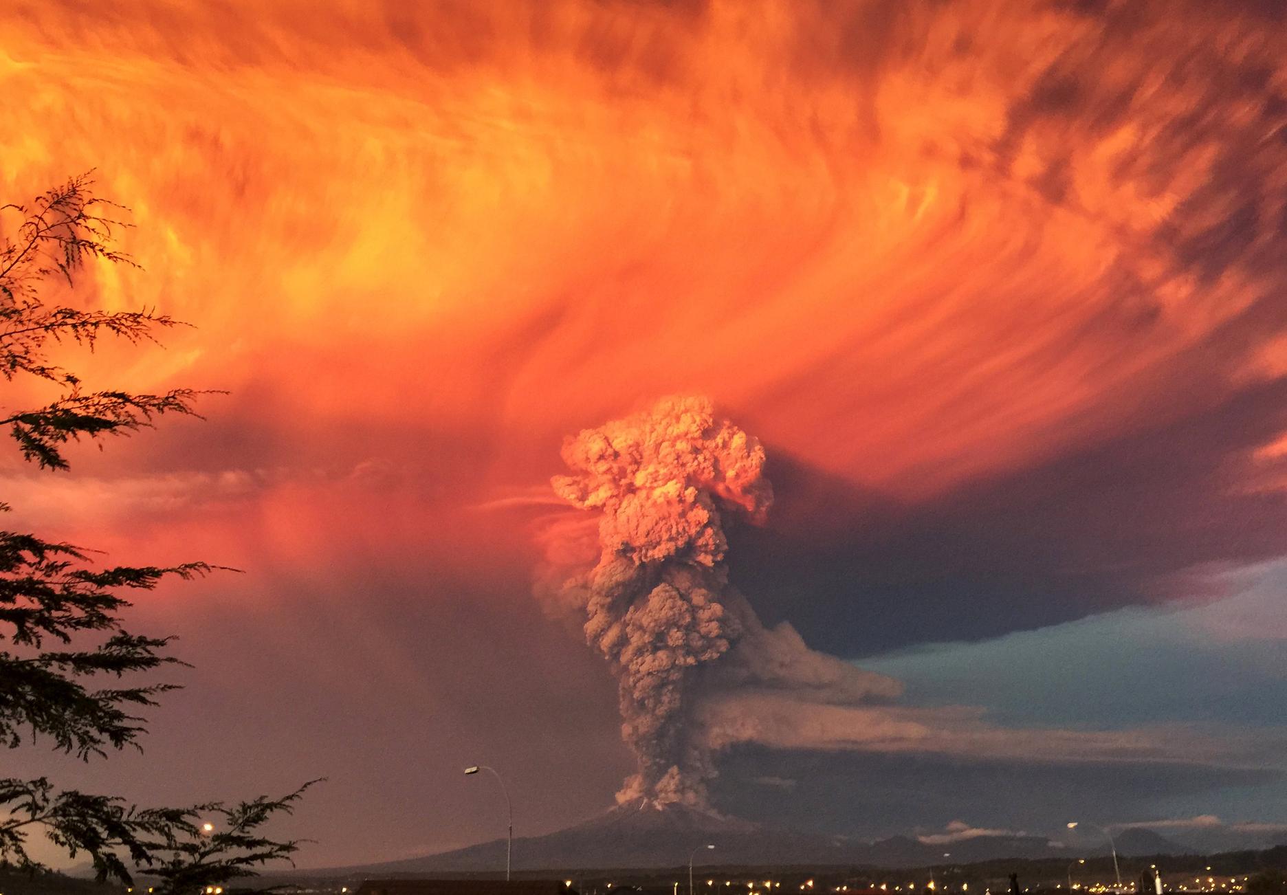 Les impressionnantes images de l'éruption du volcan Calbuco