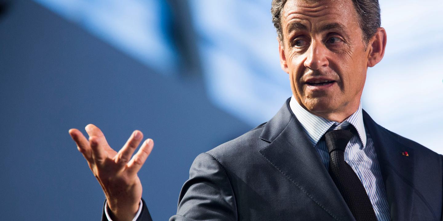 Les militants UMP approuvent le nouveau nom du parti, « Les Républicains