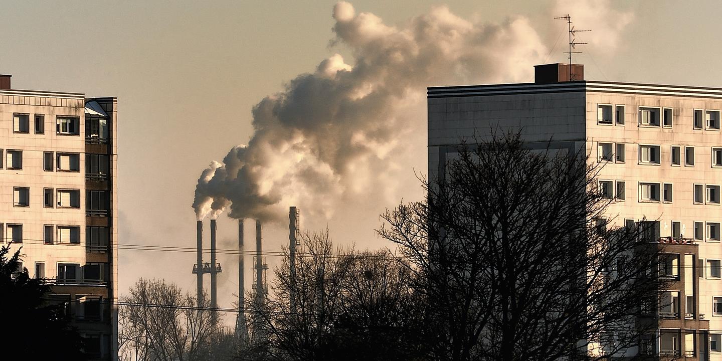 Les polluants entraîneraient retards et malformations chez l’enfant