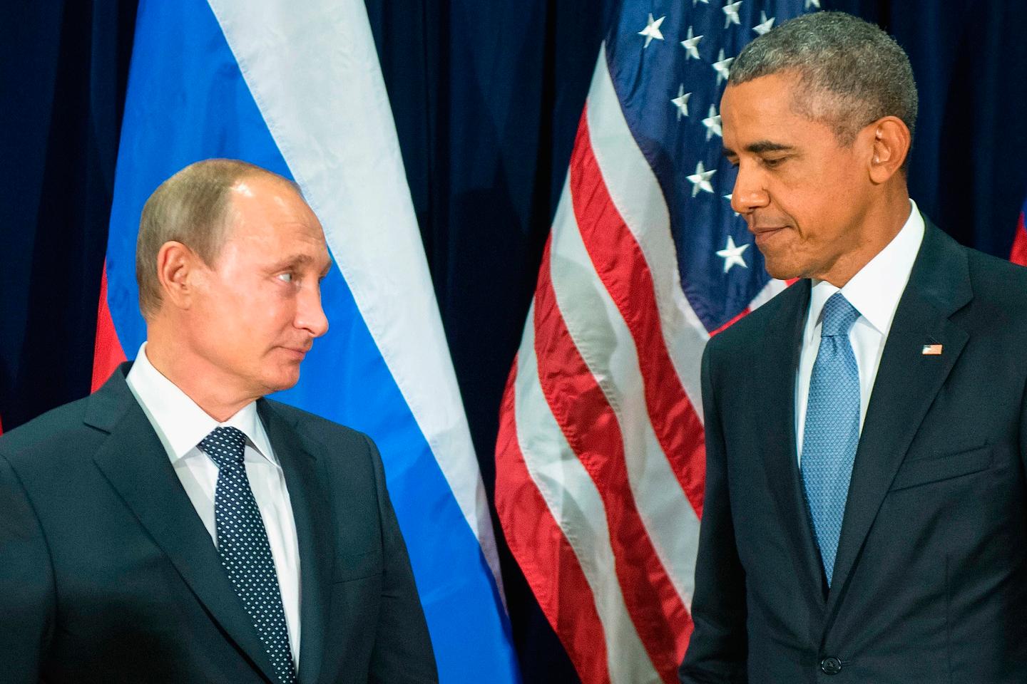 Poutine joue au poker, Obama aux échecs