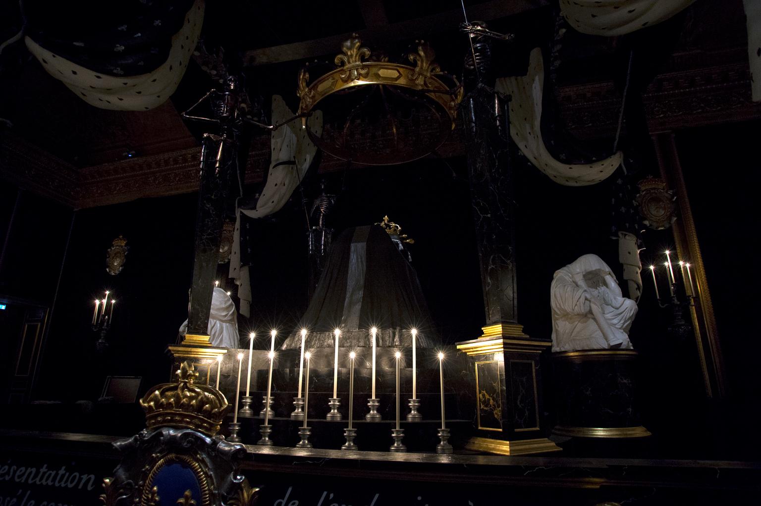 Le grand théâtre de la mort de Louis XIV à Versailles