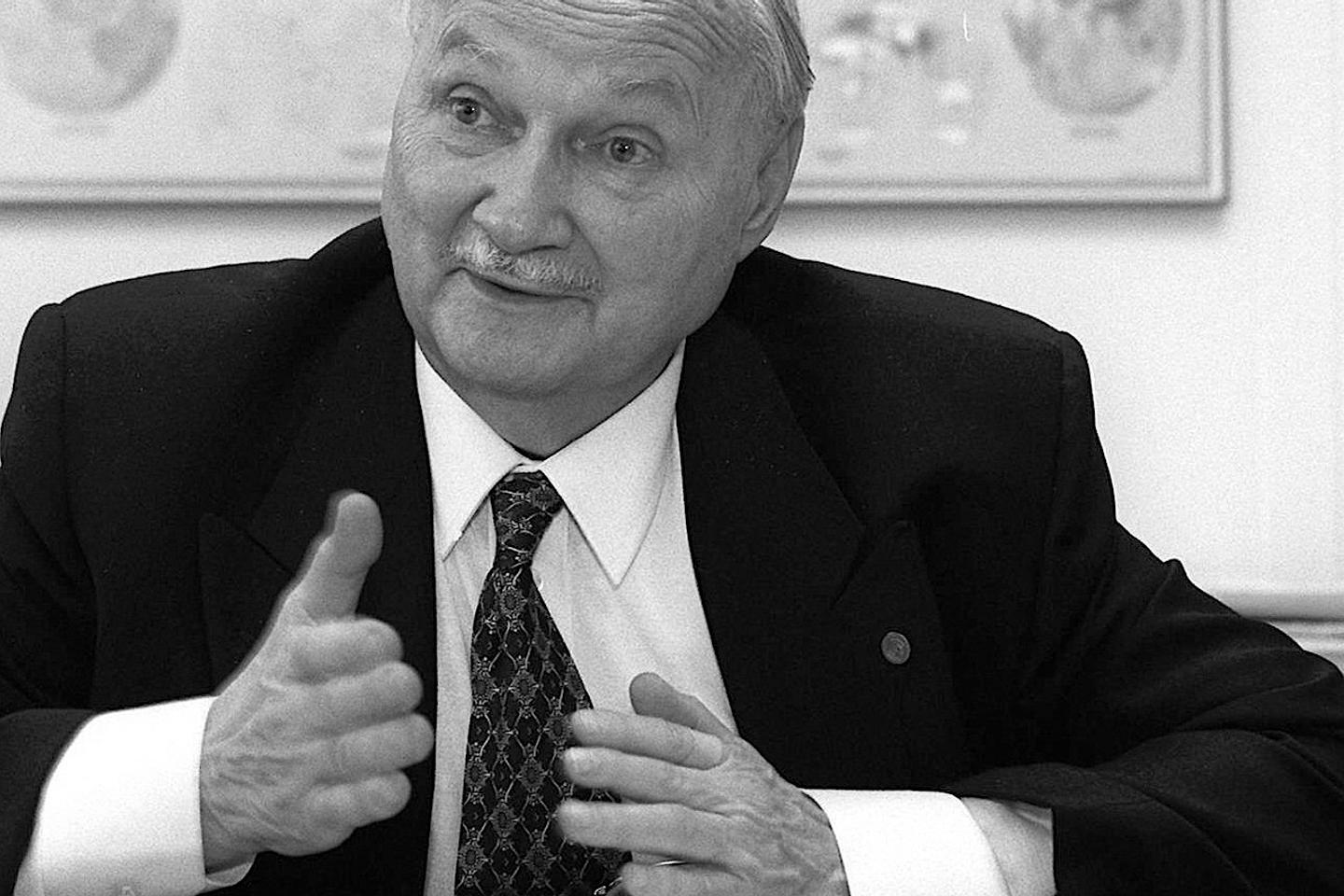 Maurice Strong, diplomate et défenseur de l’environnement, est mort à ...