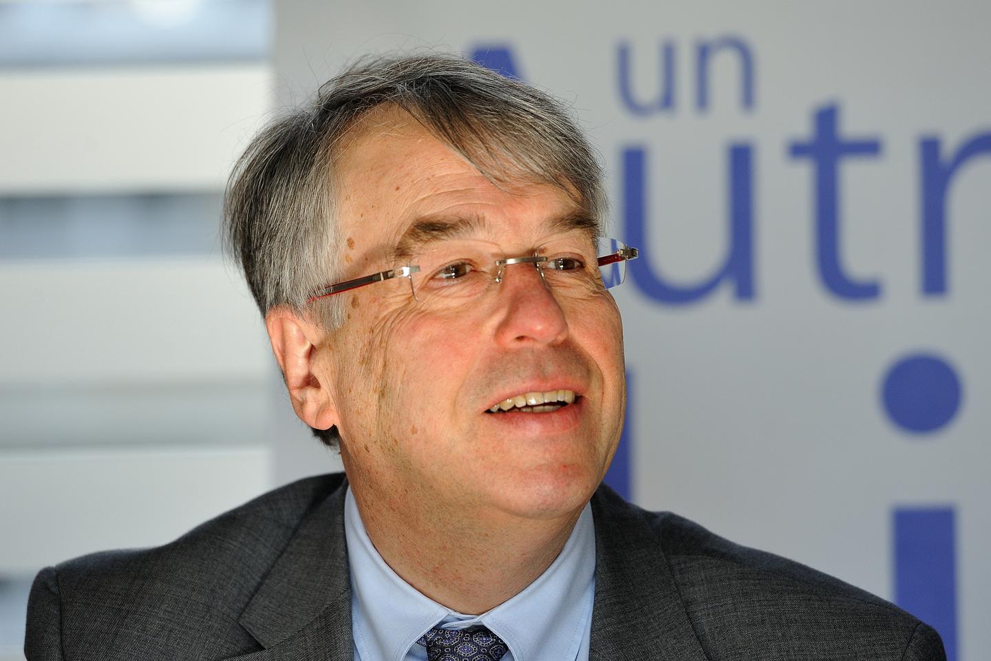 Jean-René Lecerf, président du conseil départemental du Nord, quitte ...