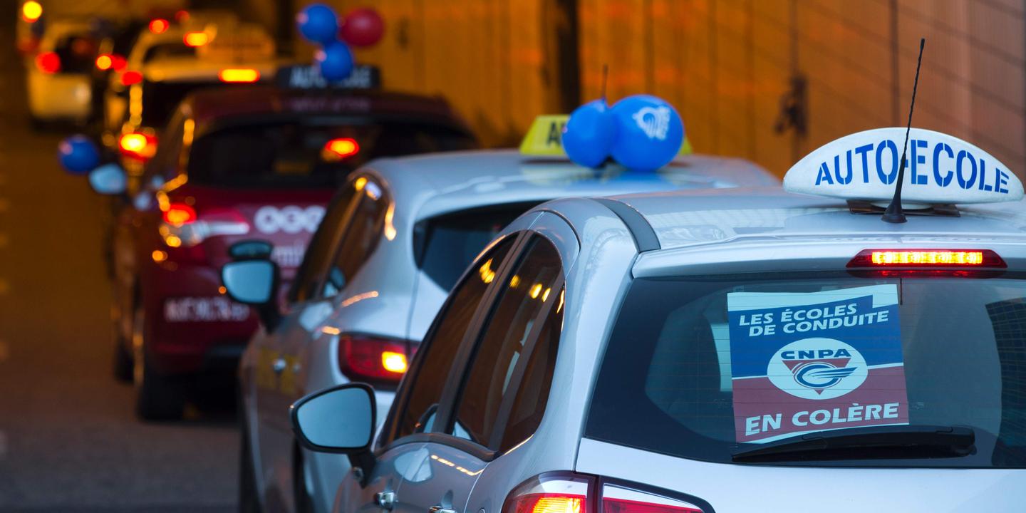 Code de la route : les auto-écoles obtiennent un délai avant l’entrée ...