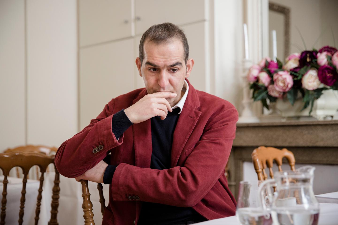 Pouria Amirshahi au « Monde » : « Notre système mène à l’abîme ...