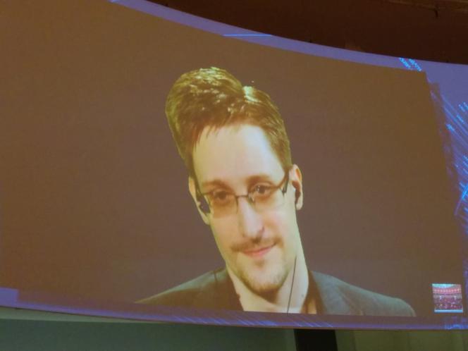 Sur Twitter, débat de haut vol entre Edward Snowden et l’auteur de la ...