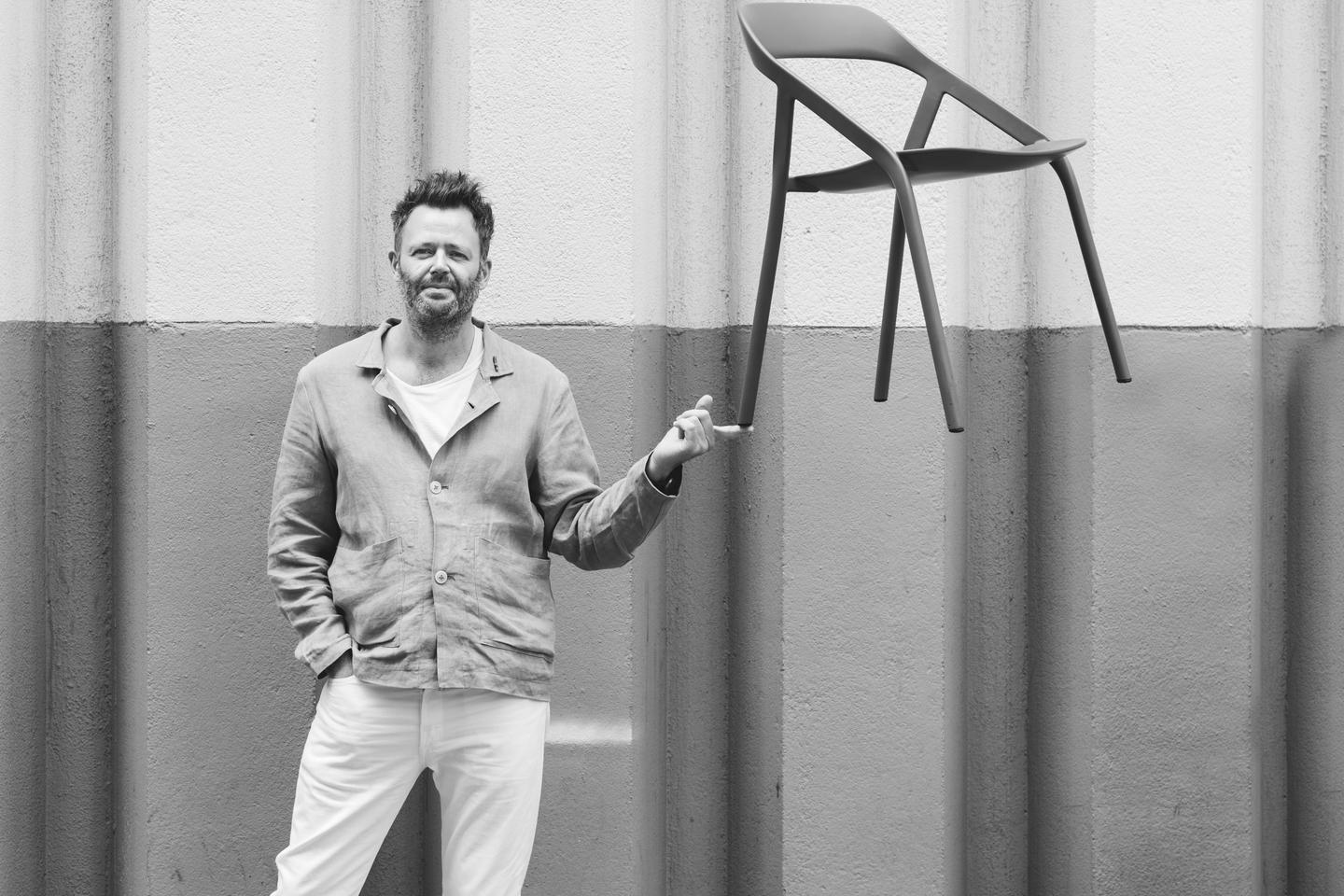 Michael Young, designer de l’aluminium