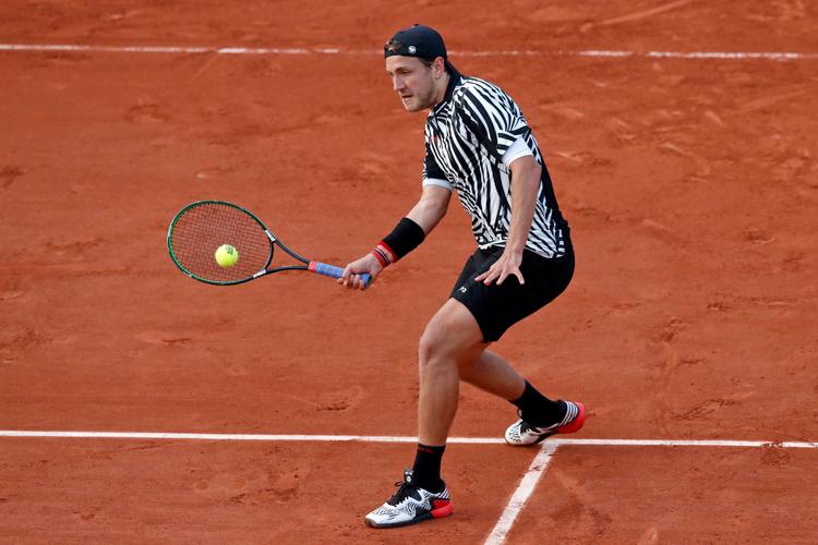 Roland-Garros jour 3 : Nadal, Djokovic et Tsonga sans forcer, Azarenka abandonne