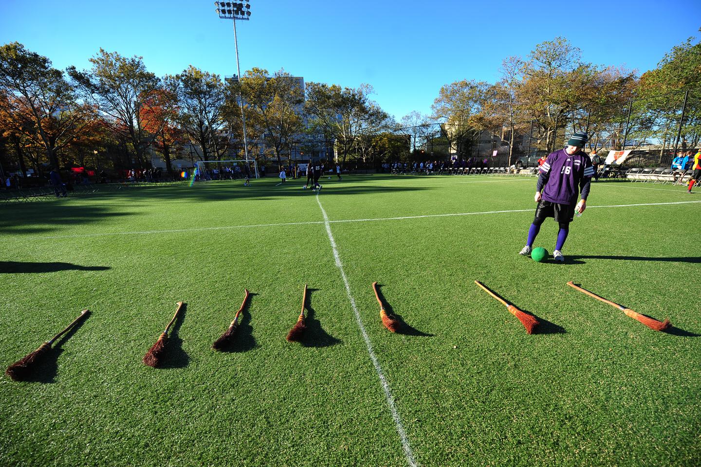 Quidditch, combat médiéval, rugby sous-marin : quel sport méconnu est ...