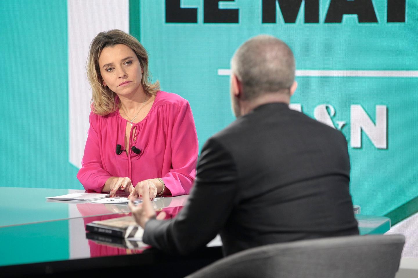 Anaïs Bouton passe devant la caméra
