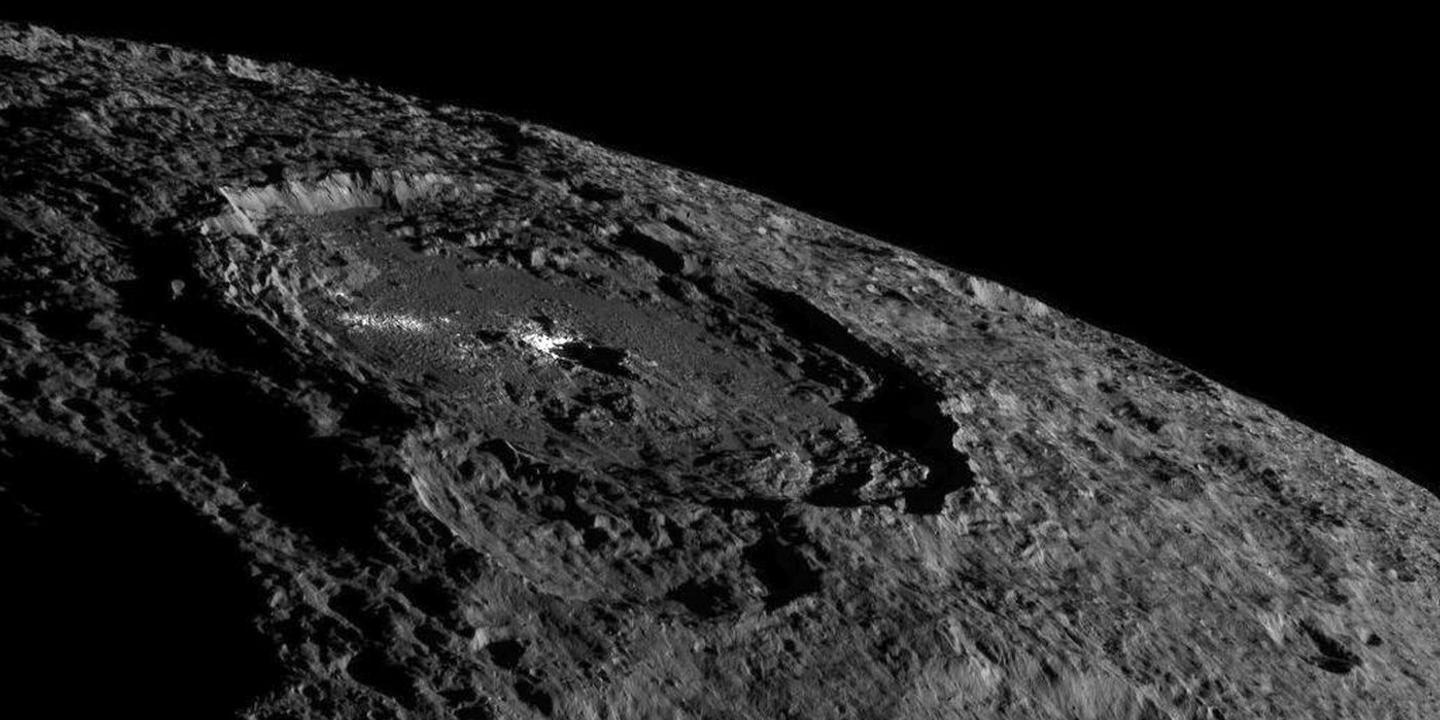 La NASA diffuse de nouvelles images de la planète naine Cérès La NASA diffuse de nouvelles images de la planète naine Cérès