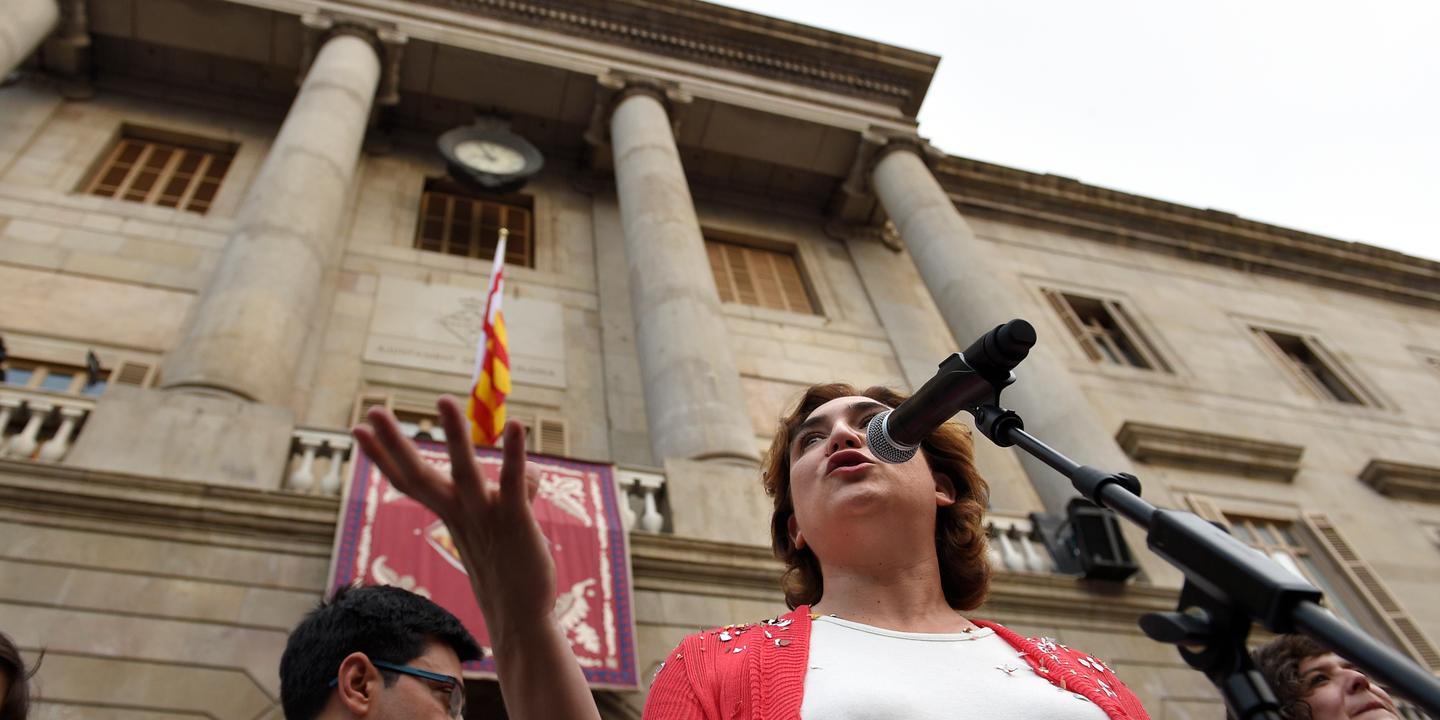 La mairie de Barcelone tend les bras aux lanceurs d’alerte