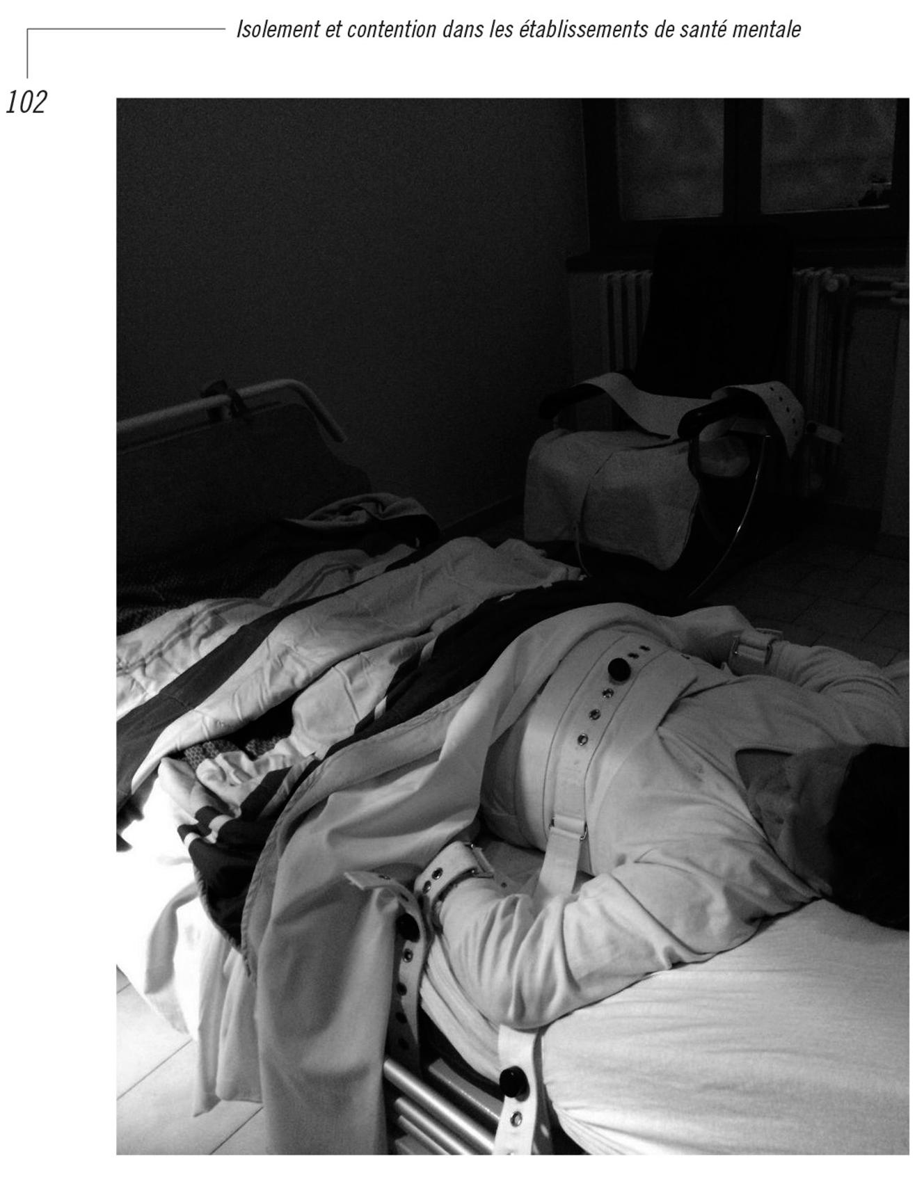 Psychiatrie : des règles pour mieux cadrer le recours à l’isolement et ...