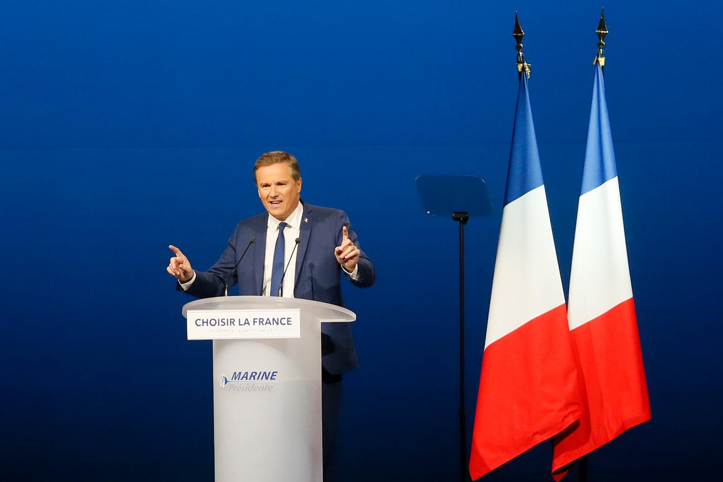 Troisième jour de mobilisation à Yerres, ville de Dupont-Aignan, contre ...
