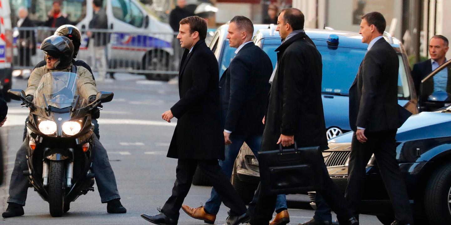 Emmanuel Macron cultive le secret sur ses premières décisions