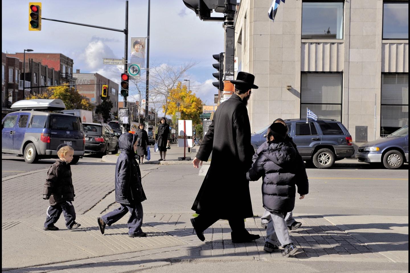 Au Québec, d’anciens juifs ultra-orthodoxes se battent pour le droit à ...