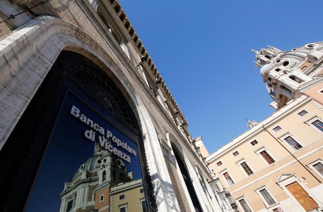 Rome prêt à mettre 17 milliards d’euros pour deux banques