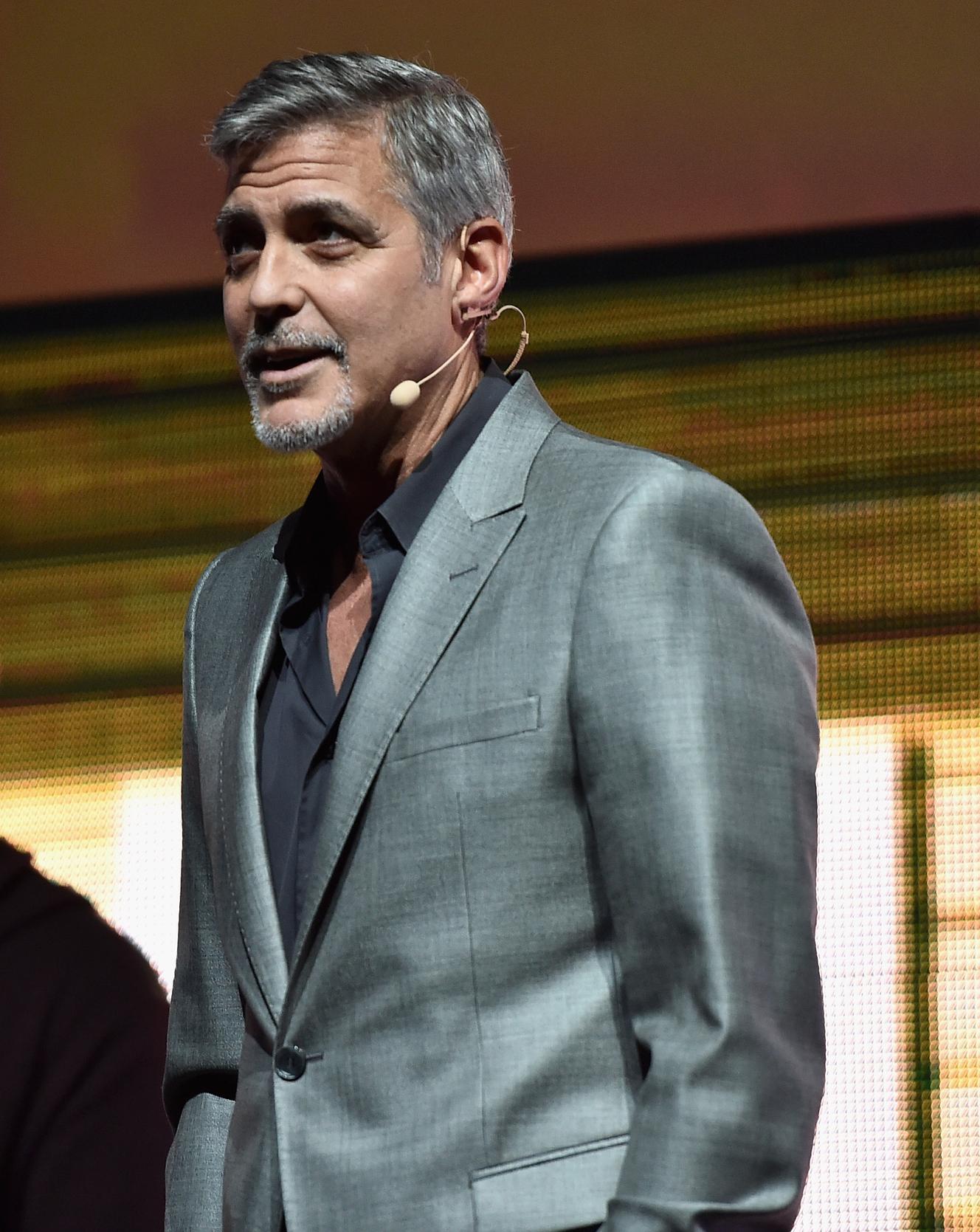 Un milliard pour la tequila de George Clooney, what else