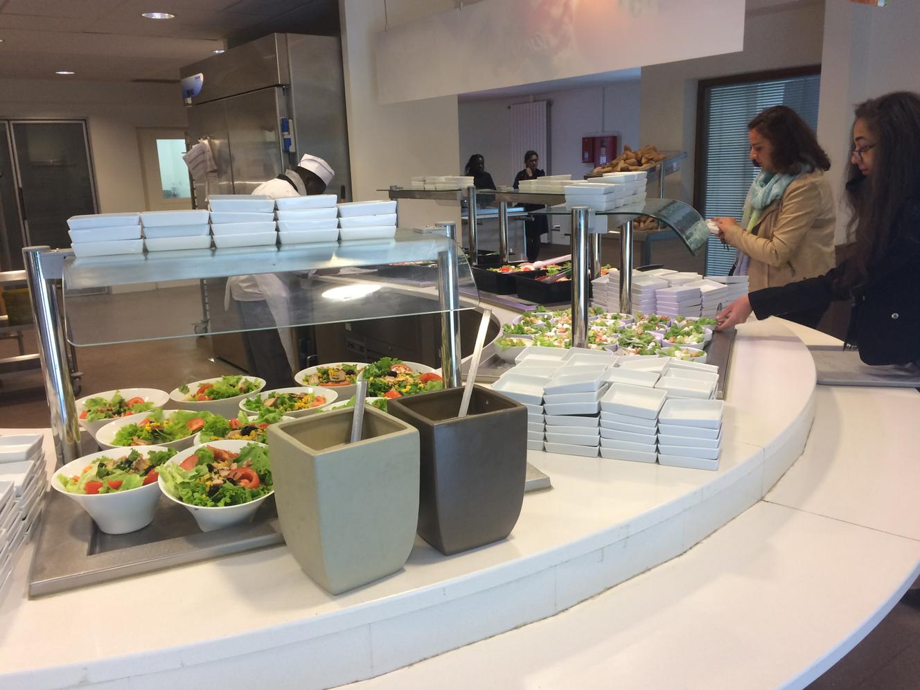 Heureux comme un végétarien dans un resto U