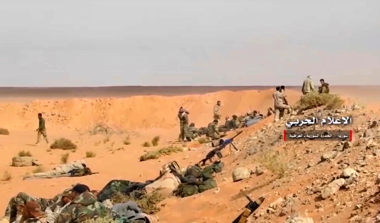 Dans le désert syrien, l’Iran et ses alliés peinent à venir à bout de l’EI Dans le désert syrien, l’Iran et ses alliés peinent à venir à bout de l’EI