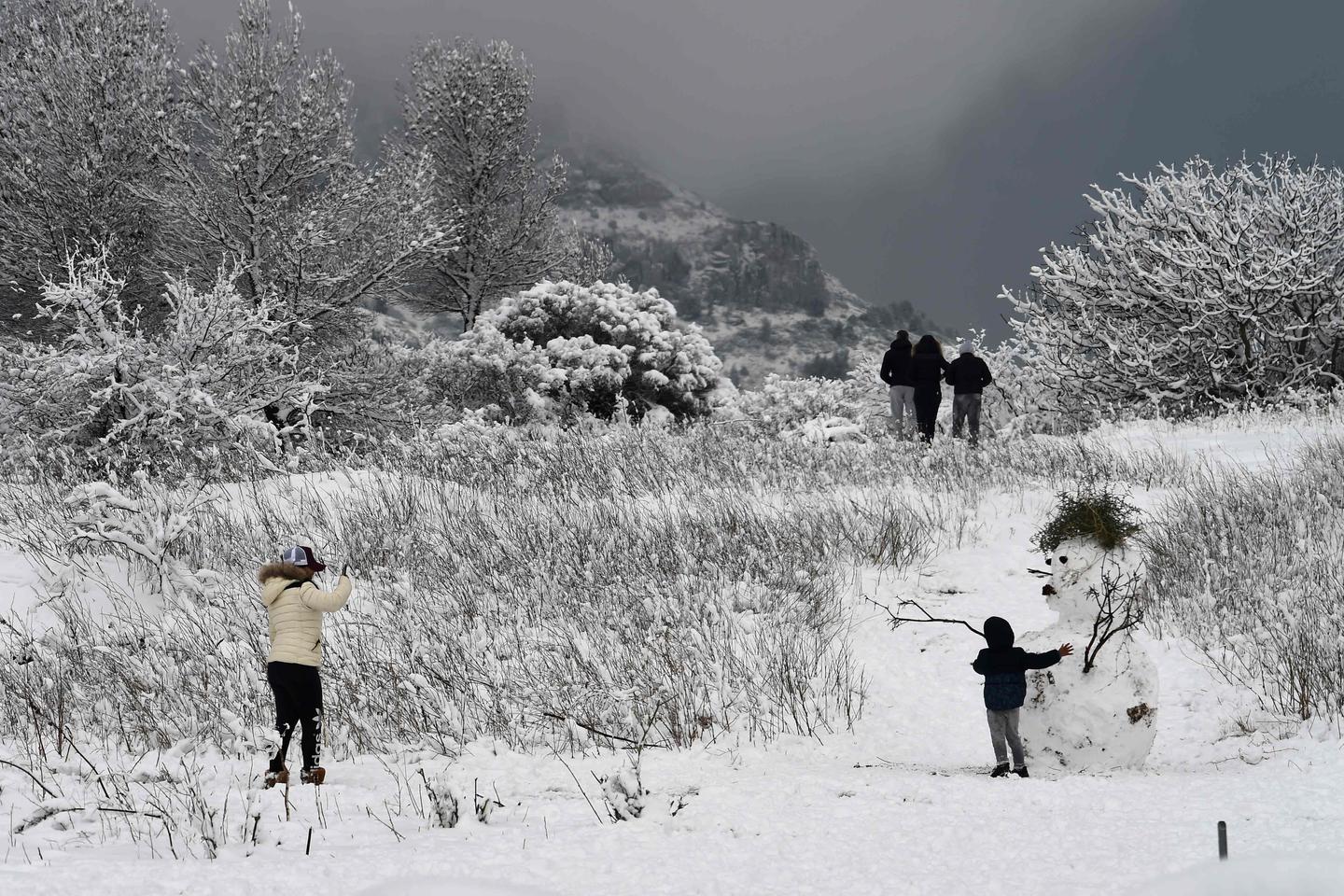 Météo-France place six departments in orange orange verglas and snow ...