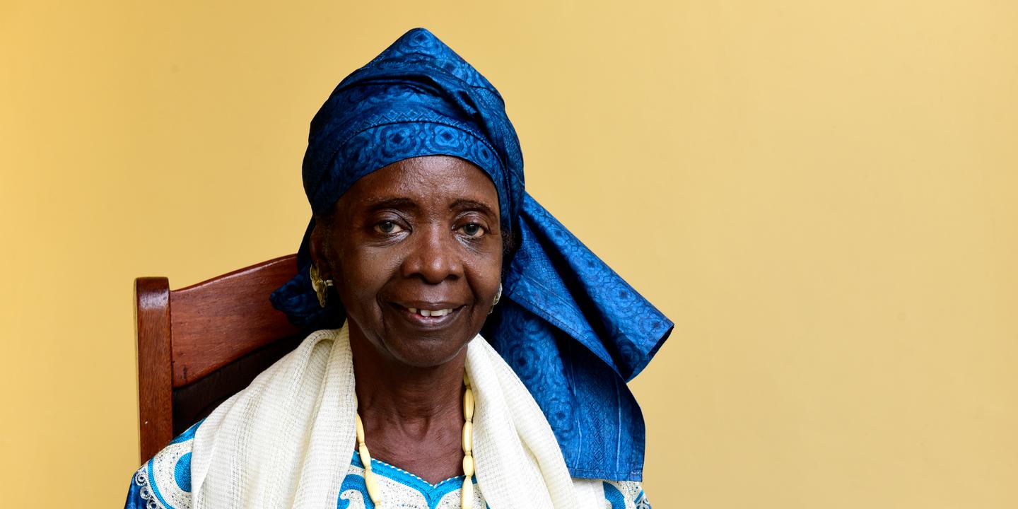 Aminata Sow Fall : « On obtient plus de résultats quand on apprend aux ...