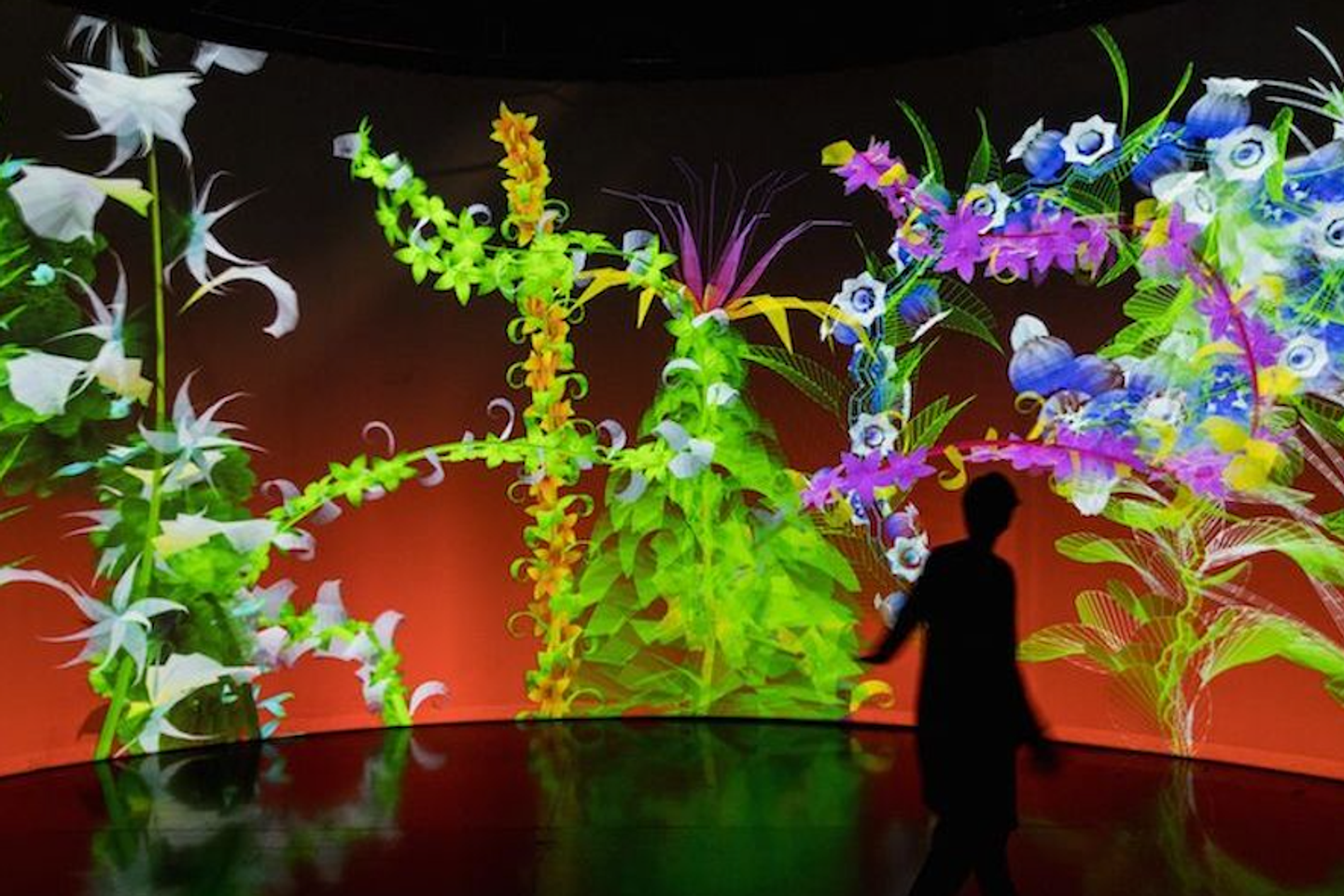 « L’artiste est appelé vers l’inhumain, vers quelque chose qui le ...